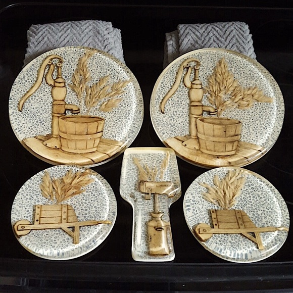 Colorflo? | Kitchen | Rare Set Vintage Colorflo Resin Lucite Trivets ...